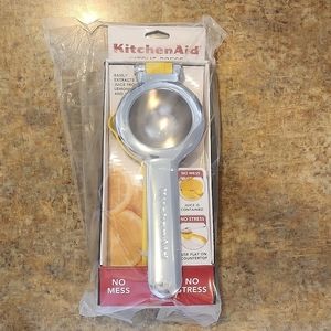 KitchenAid | Kitchen | Kitchenaid Citrus Press | Poshmark